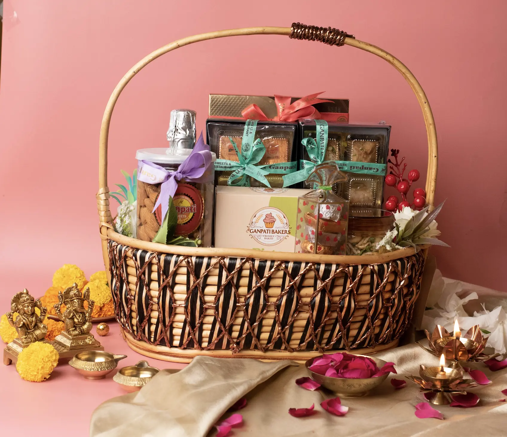 Shri Ganpati Sweets – One of the Best Sweet Shop in Lucknow